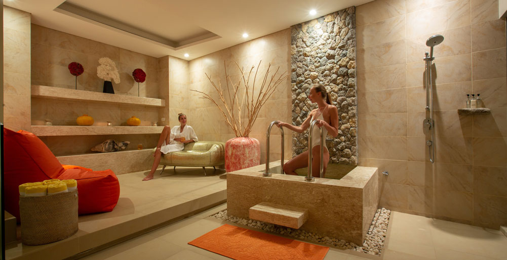 Villa Aqua - Bathroom setting, Natai Beach Villa Images - Elite Havens
